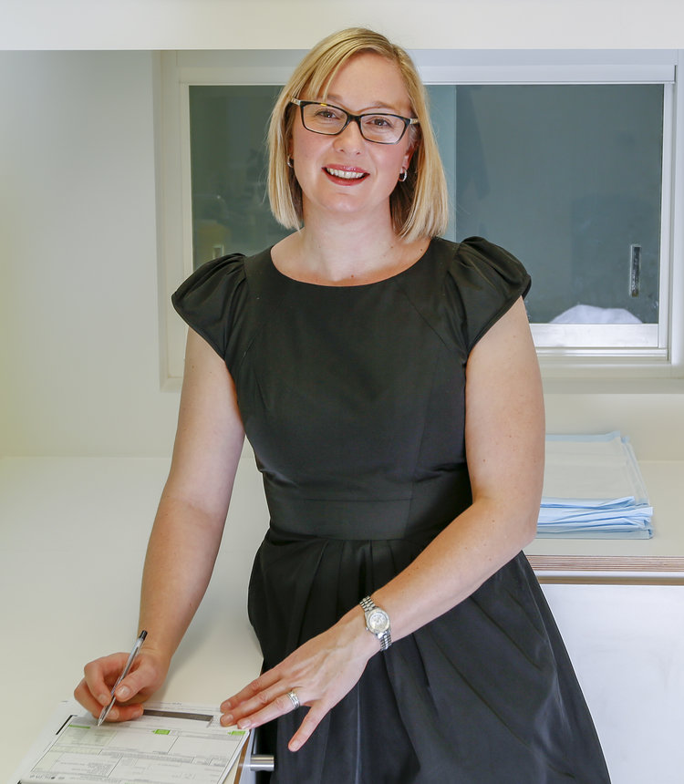 Dr Kristy Fennessy (Gynaecologist) - Healthpages.wiki