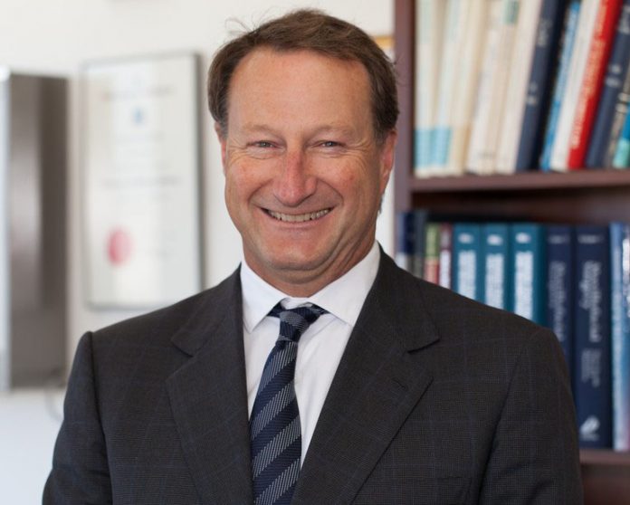 Dr Stephen Gibbons (Oral and Maxillofacial Surgeon) - Healthpages.wiki