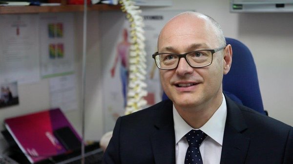 Dr Willem Volschenk (Anaesthetist) - Healthpages.wiki