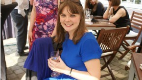 Dr Monica Collins (Dentist) - Healthpages.wiki