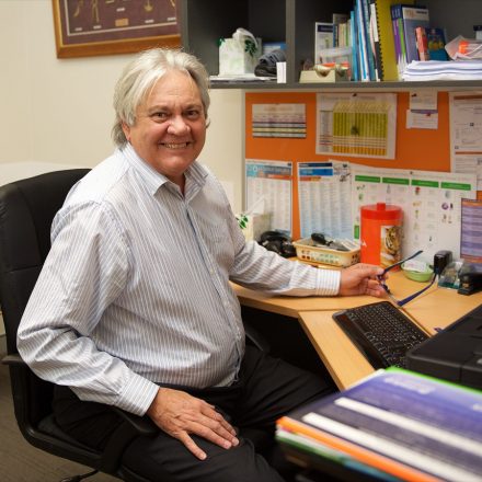Dr Peter Yaxley (GP) - Healthpages.wiki