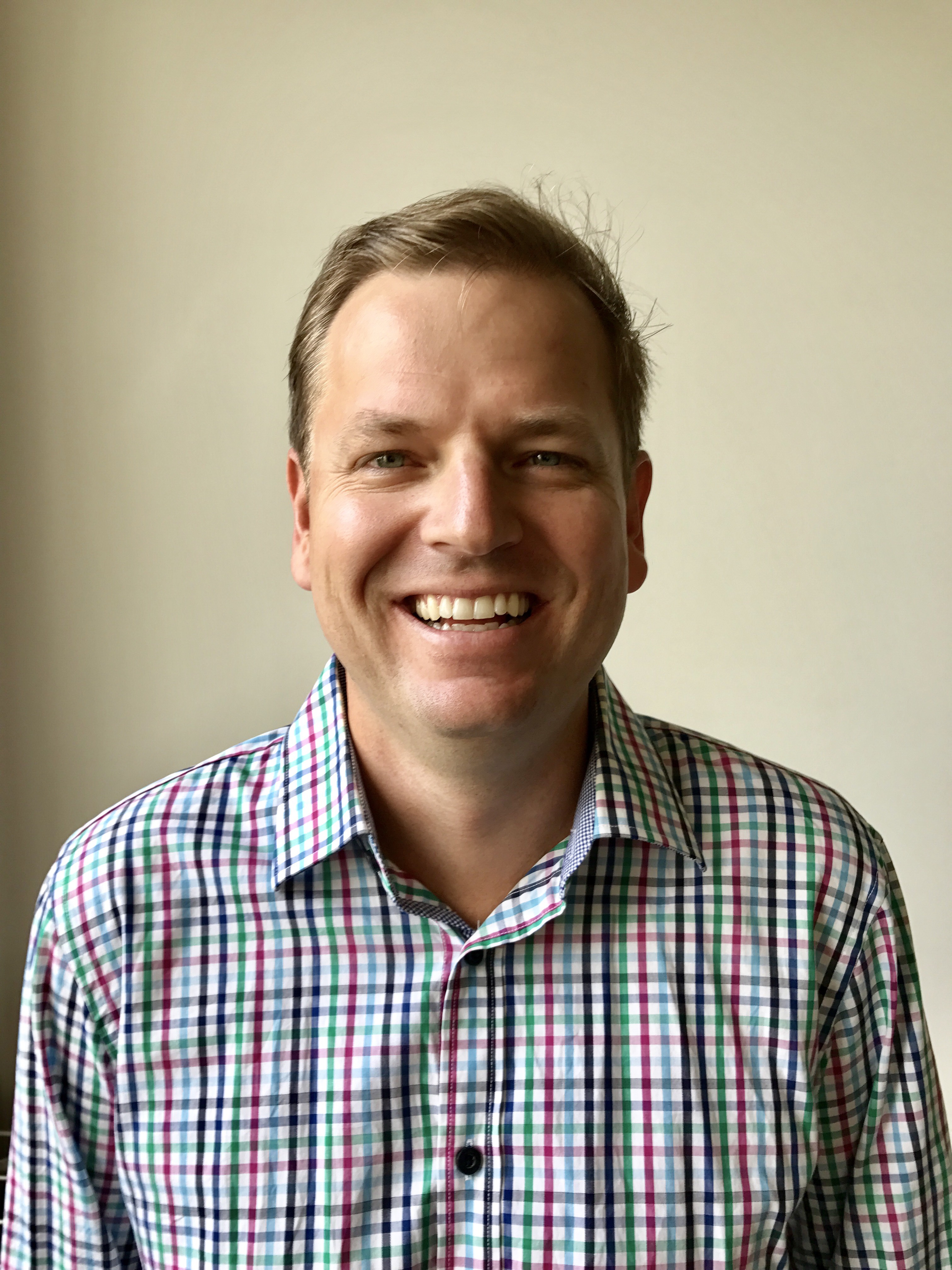 Mr Tomas Tapper (Psychologist) - Healthpages.wiki