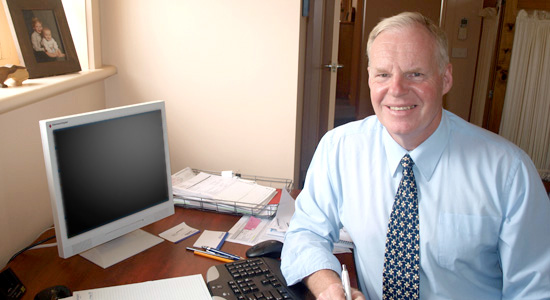 Dr Christian Sutherland (General Surgeon) - Healthpages.wiki