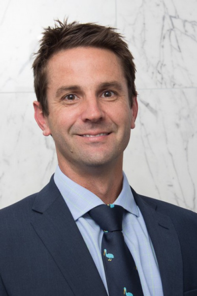 Dr Gary Avery (Plastic and Reconstructive Surgeon) - Healthpages.wiki