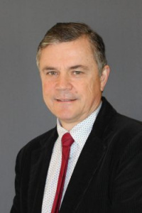 Dr Mark Pearce (Orthopaedic Surgeon) - Healthpages.wiki