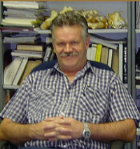 Dr Bruce Low (Orthopaedic Surgeon) - Healthpages.wiki